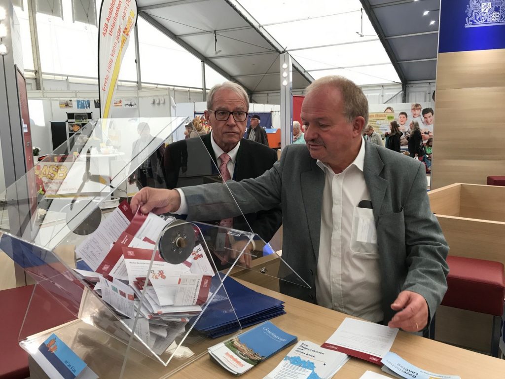 - Dr. Hans Jürgen Fahn / MdL a.D.